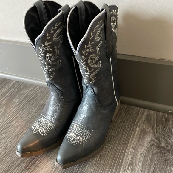 Sterling River | Shoes | Cowboysterling River Boots | Poshmark